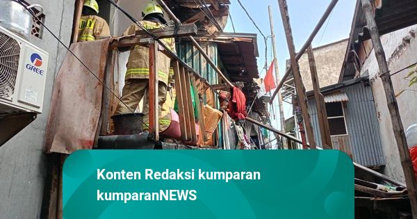 Korsleting Kabel Picu Kebakaran Rumah Warga di Taman Sari, Jakbar | kumparan.com